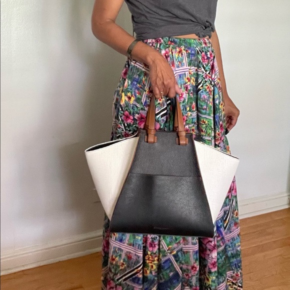 Divina Firenze | Bags | Divina Firenze Blackwhitebrown Leather Bag ...